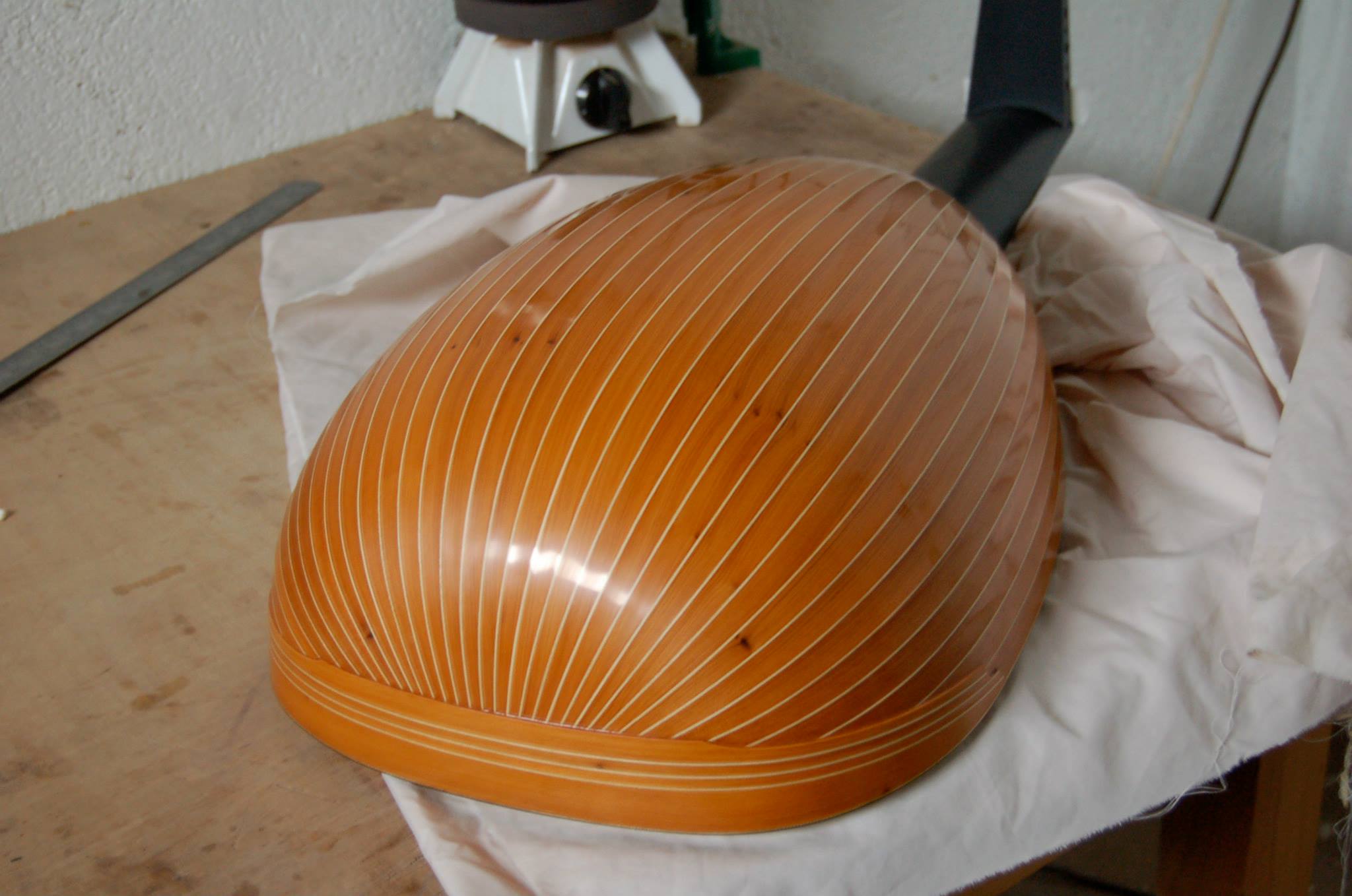 Multirib yew back | Luteshop